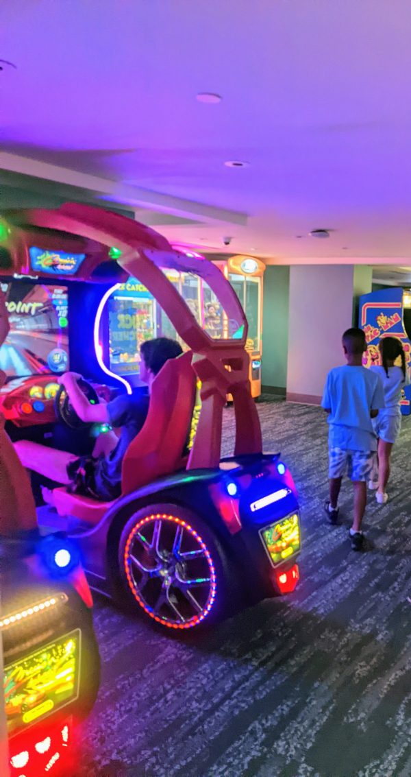 Family Vacation: Margaritaville Lake Conroe, TX - Mochas and Mimosas